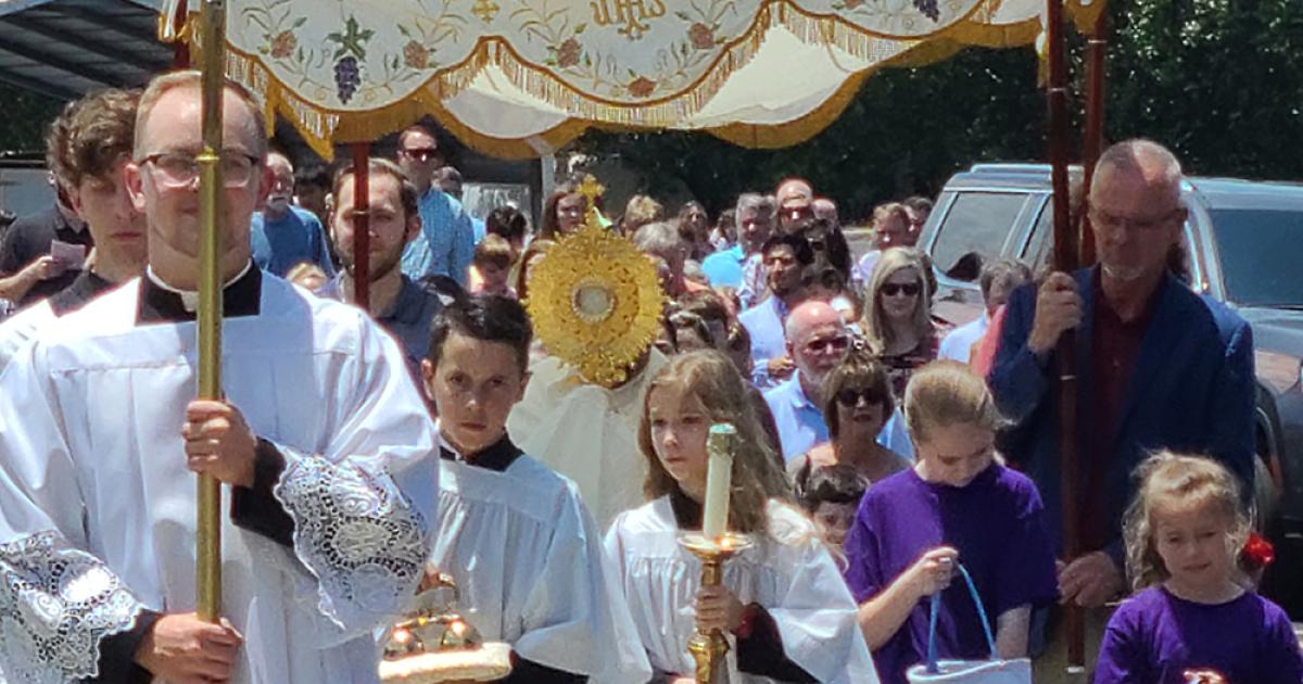 Eucharistic procession on Corpus Christi Sunday | One Voice Magazine