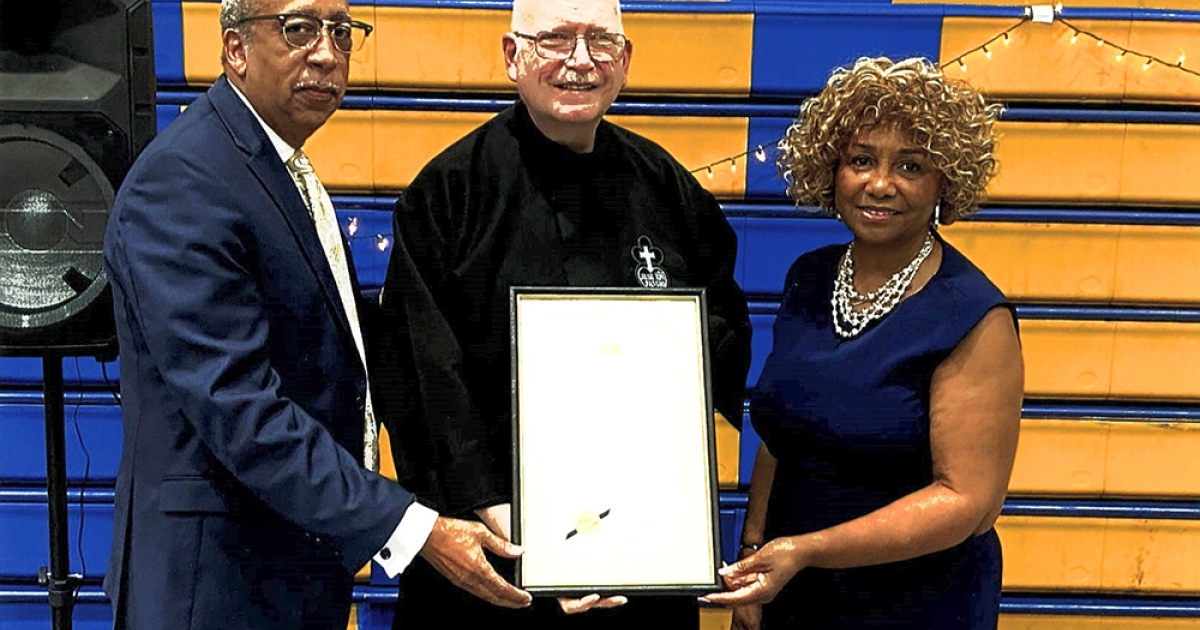 State senator presents resolution to local parishes | One Voice Magazine